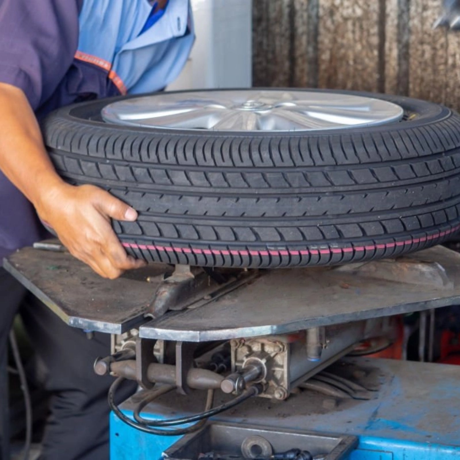 The Best Tire Changer & Wheel Balancer Combo for Professional Use ...