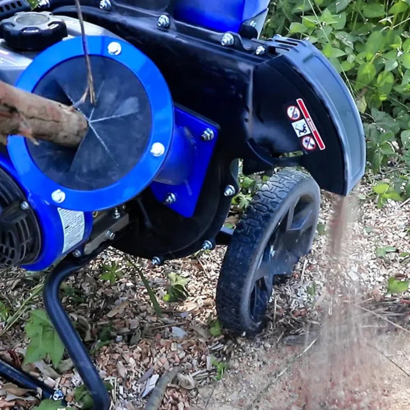 Chipper vs. Shredder: Which Tool Should You Choose for Your Yard Work ...